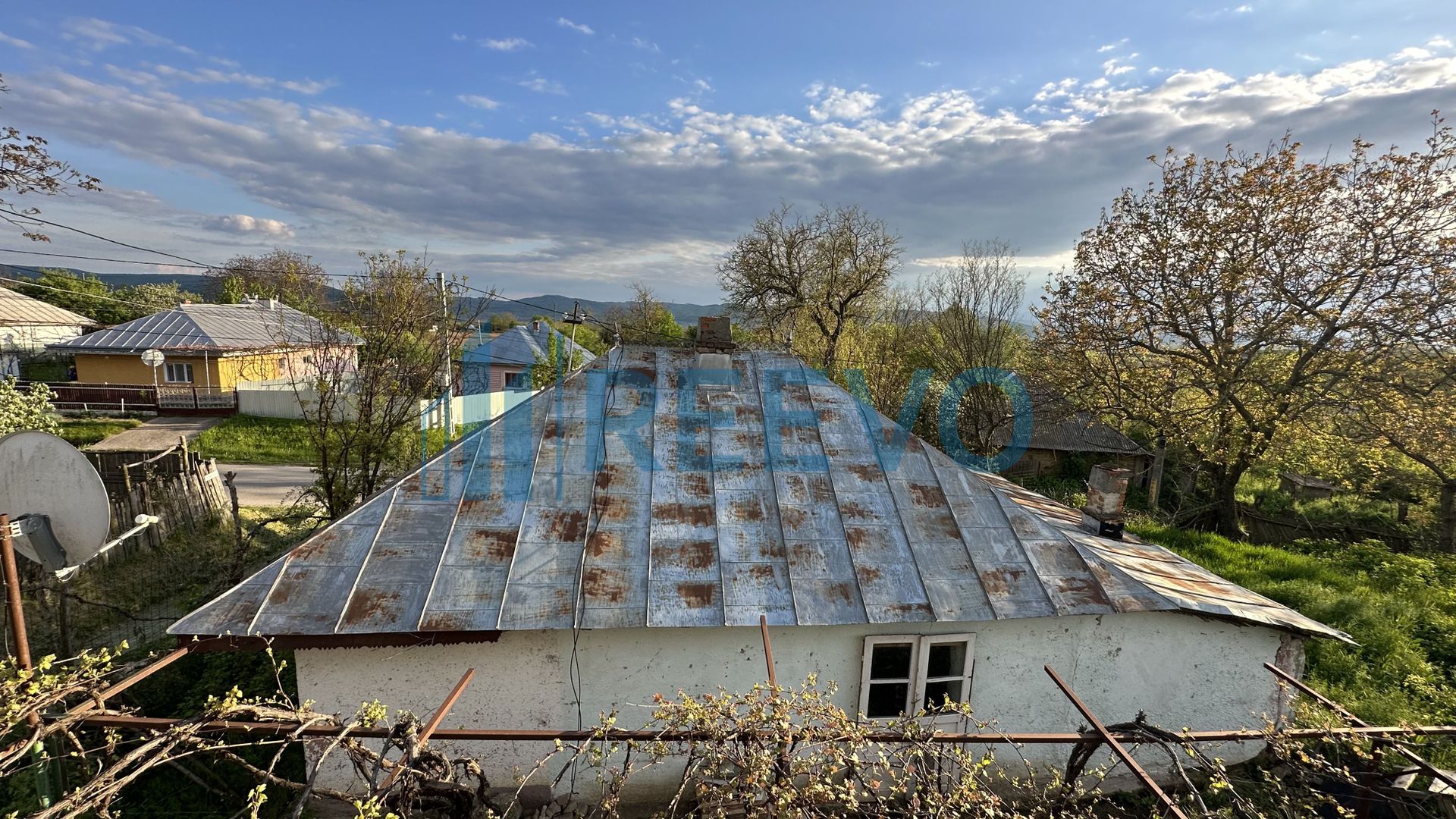 Casa batraneasca de vanzare in com. Racova, Bacau - REEVO