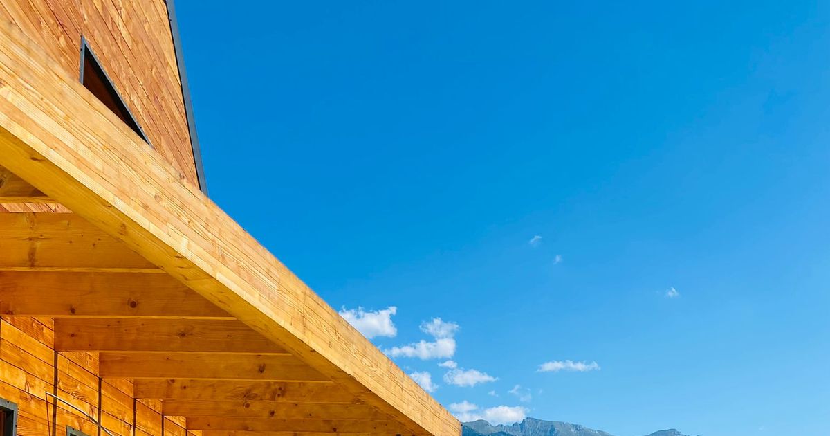 Case de vacanta Sohodol/ Bran cu priveliste superba - Property Partners