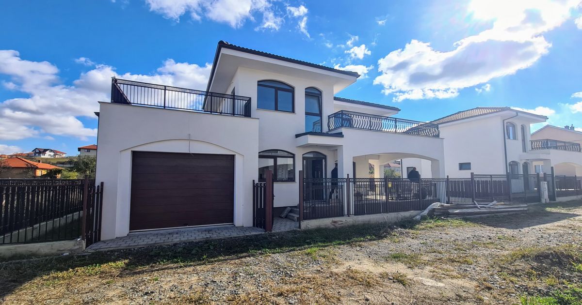 Case de vanzare in Dezmir - Goldness Imobiliare