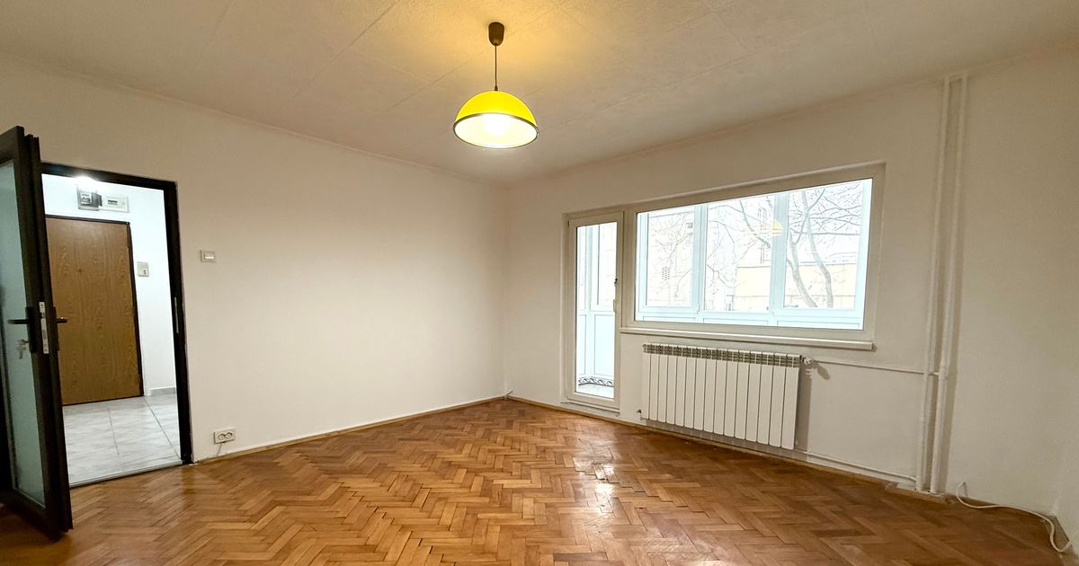 Apartament decomandat cu 4 camere | Sagului - District Real Estate