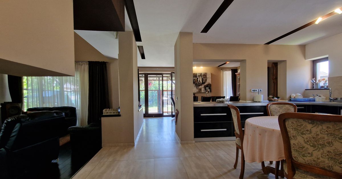 Casa individuala unica | - TRIMBITASU ESTATE