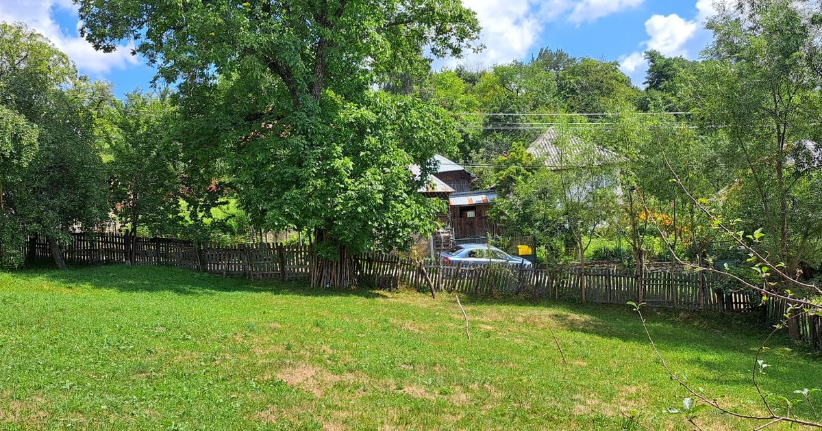 TEREN INTRAVILAN 2337 MP, LERESTI, ARGES - VM EXPERT IMOBILIARE MUSCEL