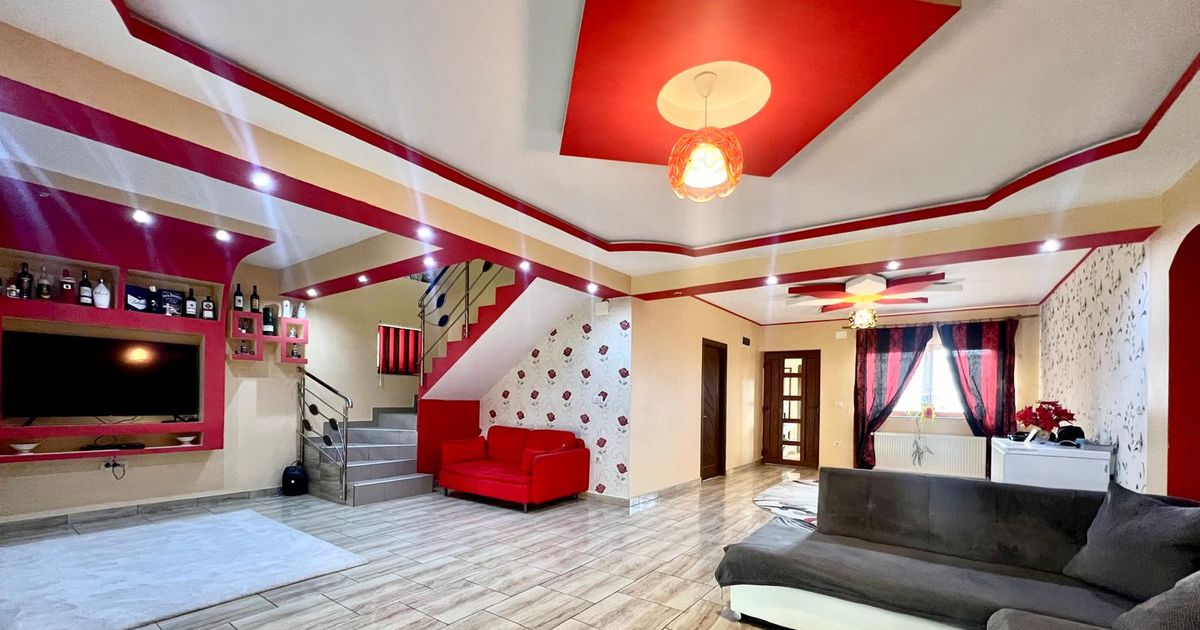 Casa / Vila cu 5 camere de vanzare in Sacalaz - TRIMBITASU ESTATE