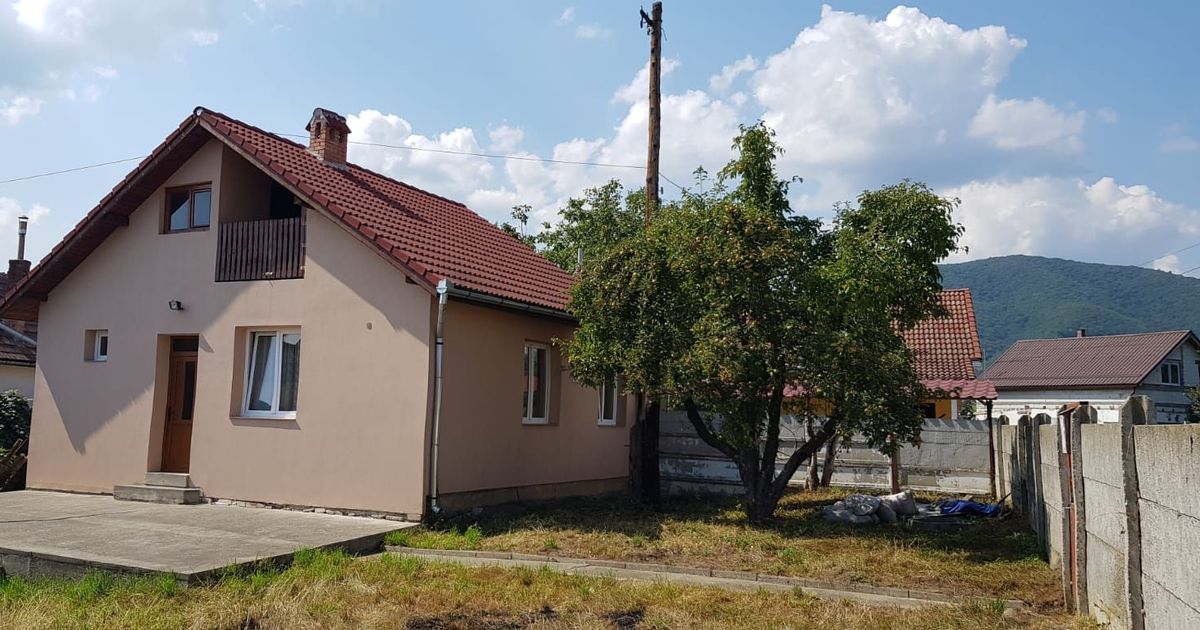 Case de vanzare in Orlat - Tower Imob