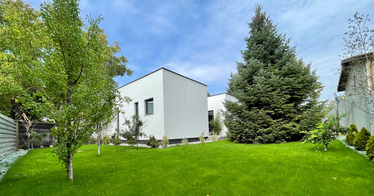 Case de vanzare in Tunari - MADDAX Luxury Properties