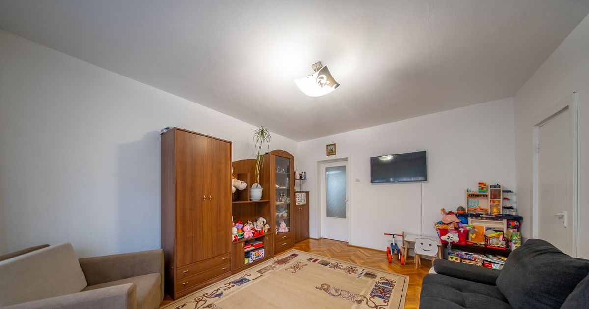 Apartament cu 2 camere de vanzare in Podgoria, Arad - Golden Real Estate