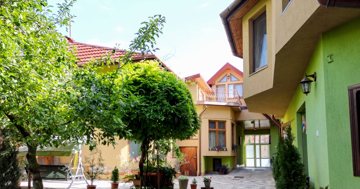 Vila cu 7 dormitoare Centru, Arad - PROPERTY LAB