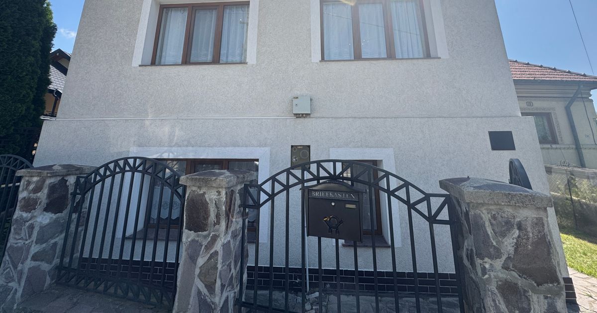 VILA 5 CAMERE, TEREN 4520 MP, LERESTI, ARGES - VM EXPERT IMOBILIARE MUSCEL
